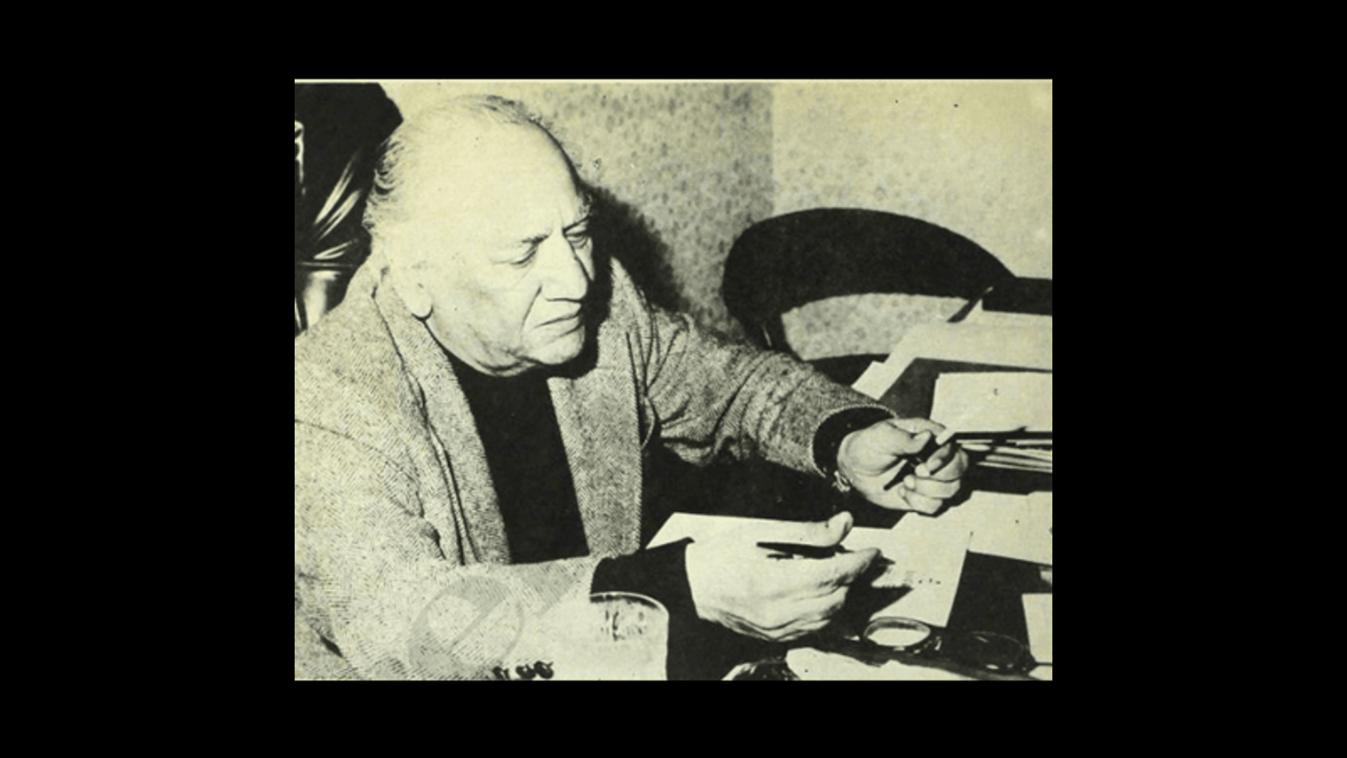 8 Lesser-Known Facts About The Poet You Know: Faiz Ahmad Faiz