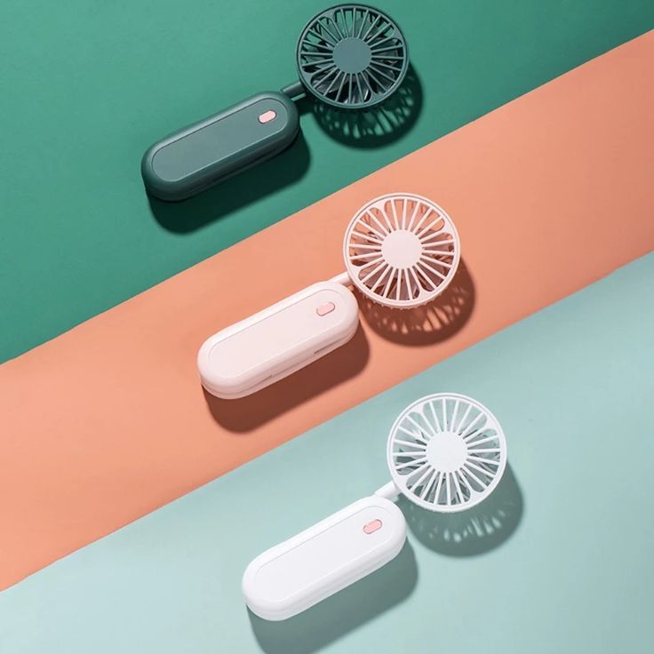 Mini Fans: 2025’s Must-Have Tech for Staying Cool