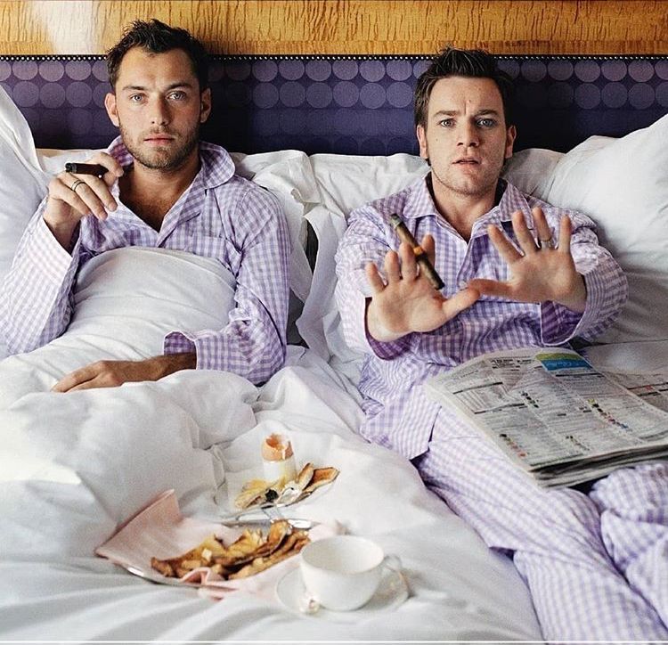 Are We in a Friendship Recession? Here's the Truth